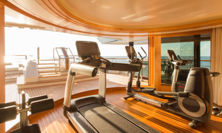 5 Workout Tips and Tricks: How to Turn Your Yacht Into a Gym ...