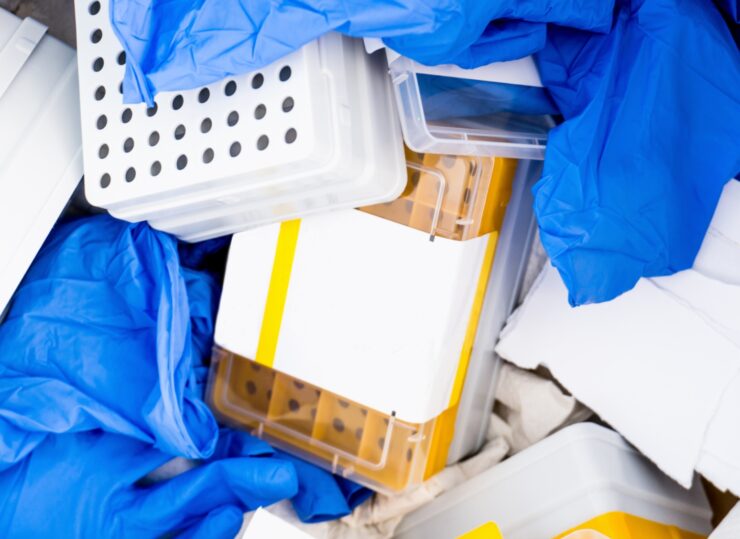 The Risks of Medical Waste Exposure to Healthcare Workers - Honestly Fit